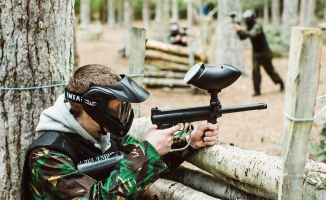 Paintballing Edinburgh Queensferry | A premier paintballing venue